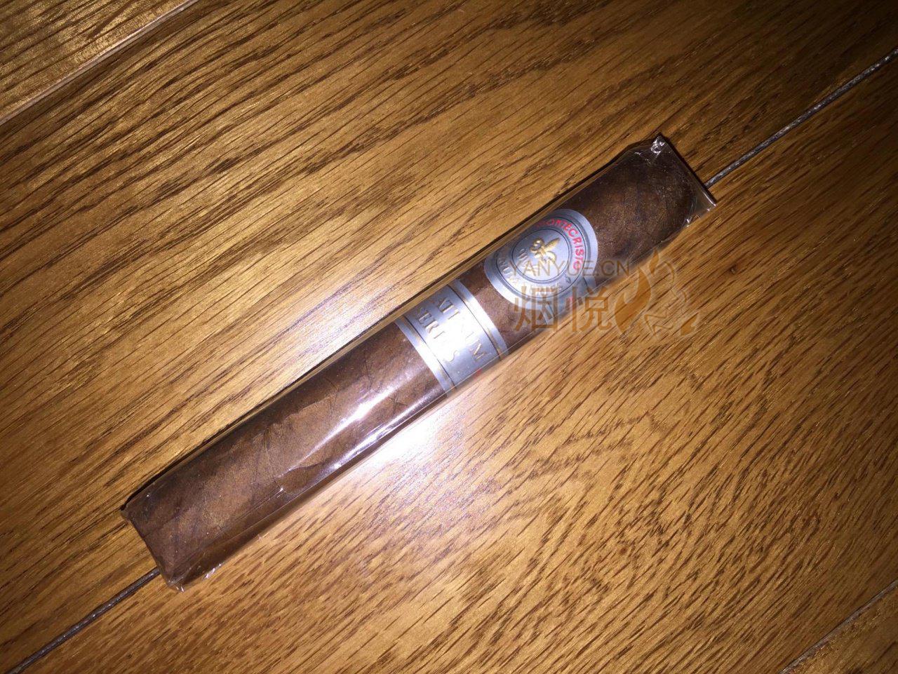 Montecristo Platinum Series Robusto—蒙特克里斯托铂金系列罗伯图（非古） - 雪茄交流 - 烟悦网论坛