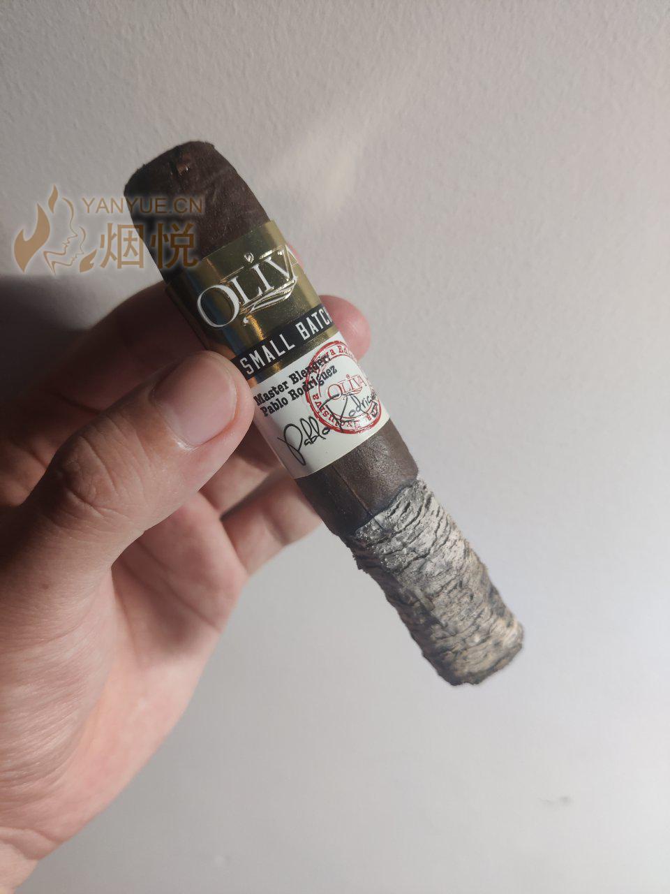 Oliva Small Batch Double Robusto Maduro Box Pressed - 雪茄交流 - 烟悦网论坛