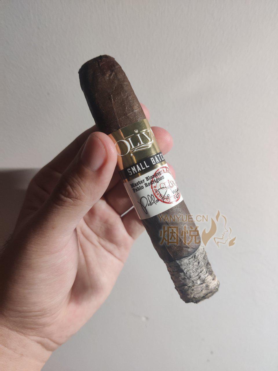 Oliva Small Batch Double Robusto Maduro Box Pressed - 雪茄交流 - 烟悦网论坛