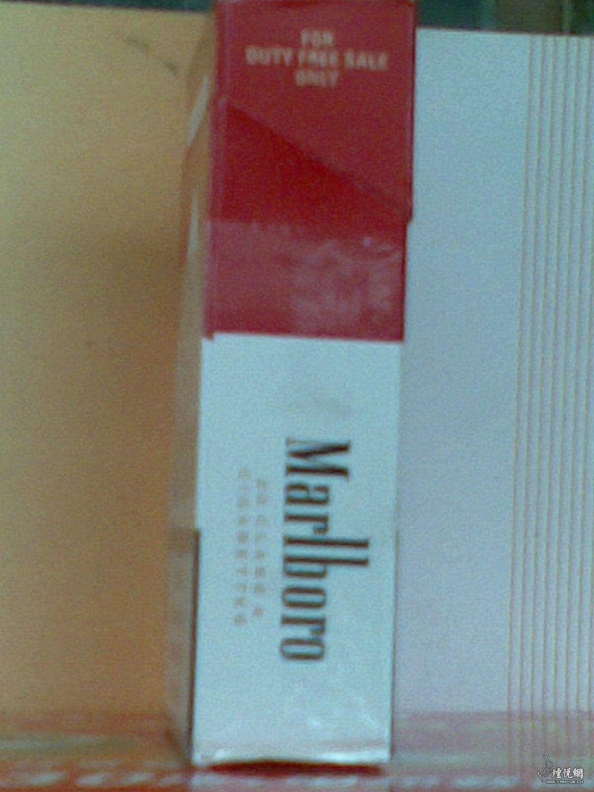 昨天散步淘到的欧盟红万 - 香烟漫谈 - 烟悦网论坛