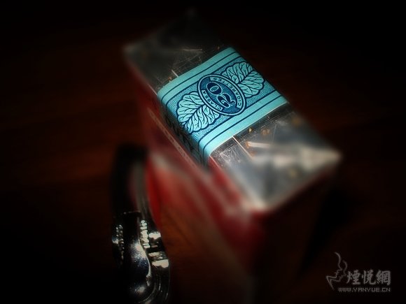 Marlboro~回顾篇之一:GCC海湾软紅 - 香烟品鉴 - 烟悦网论坛