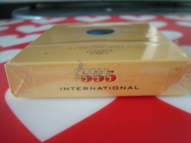 破五大餐——555国际PK555国际蓝尚 - 香烟漫谈 - 烟悦网论坛